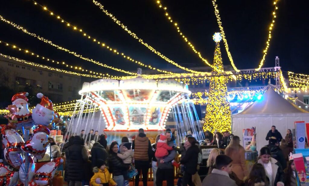 Bogat muzički program na Trgu nezavisnosti za doček Nove godine ...