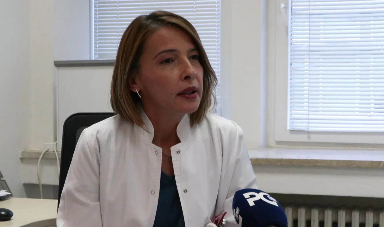 (VIDEO) Mićović: Nepravilno i predugo korišćenje slušalica može da ...